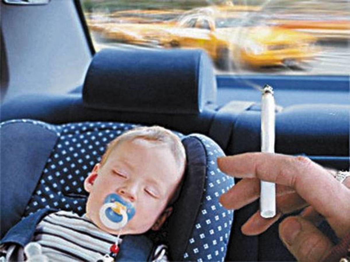 Παιδιά- παθητικοί καπνιστές ακόμη και όταν δεν καπνίζουμε μπροστά τους