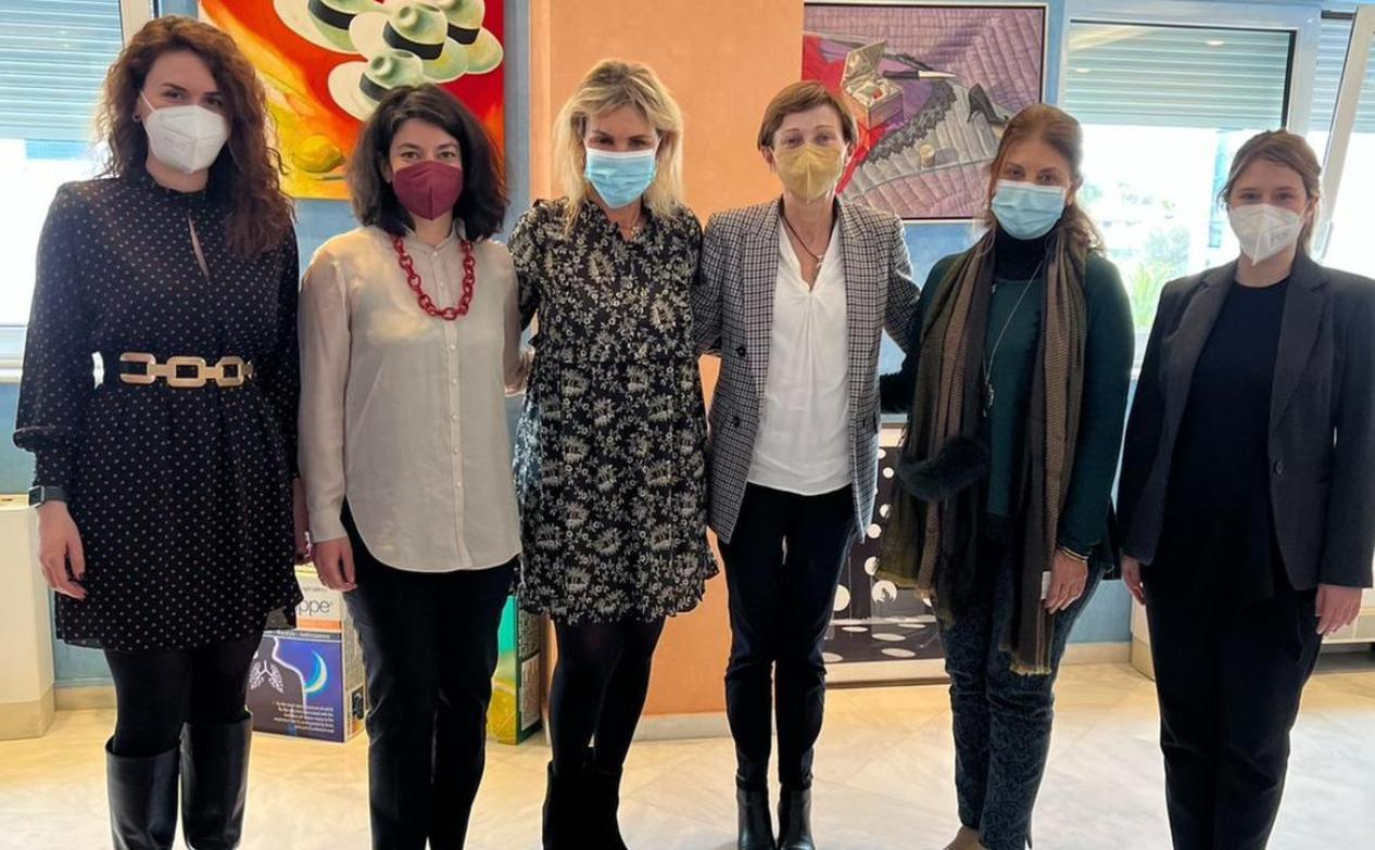 Uni-pharma - InterMed: Συνεργασία με την Ύπατη Αρμοστεία του ΟΗΕ για ...