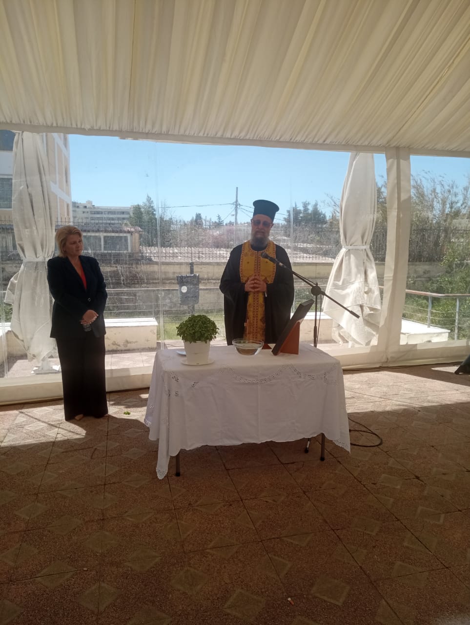 10 χρόνια Ε.Ο.Π.Υ.Υ.: Αγιασμός τελέστηκε στα γραφεία του Οργανισμού ...