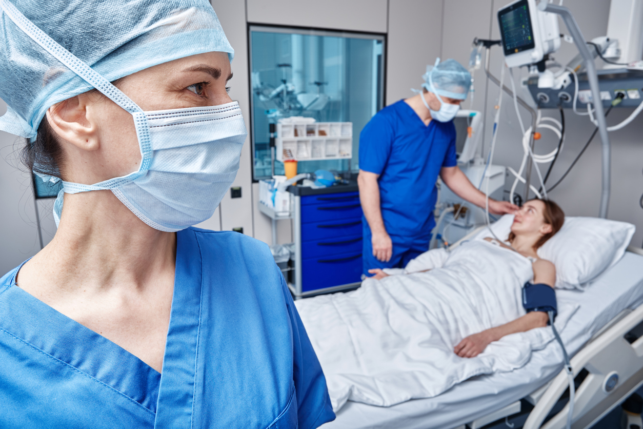 Οι εντατικολόγοι γιορτάζουν τα 50 χρόνια Εντατικής Θεραπείας (ΕΘ) στην ...