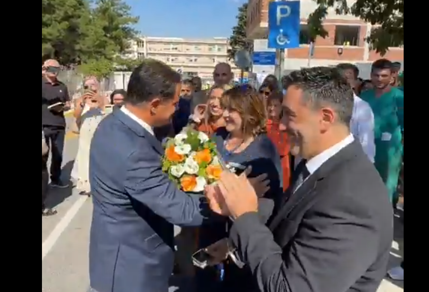 Επίσκεψη Γεωργιάδη στο ΕΚΑΒ και το Παπανικολάου Θεσσαλονίκης: "Με ...
