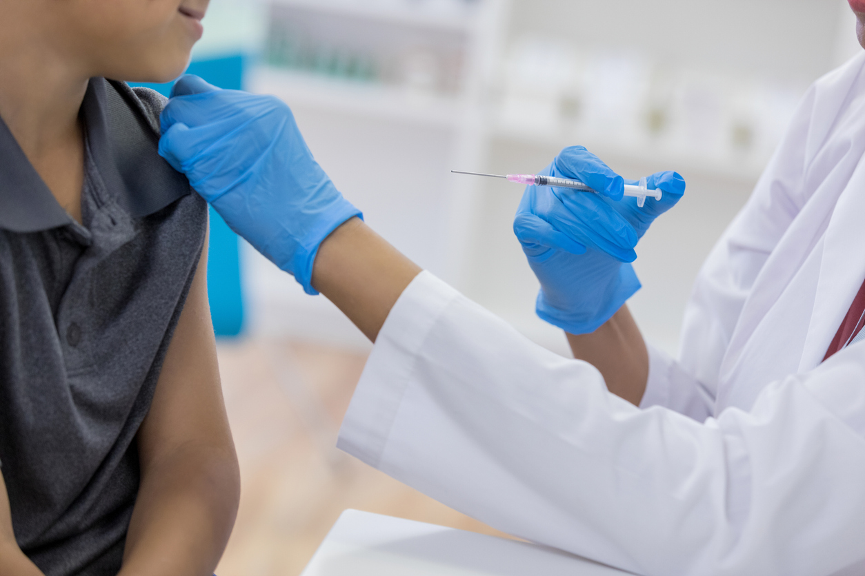 Η επάρκεια των εμβολίων στην Ελλάδα ενόψει του χειμώνα: Γρίπη, COVID-19 ...