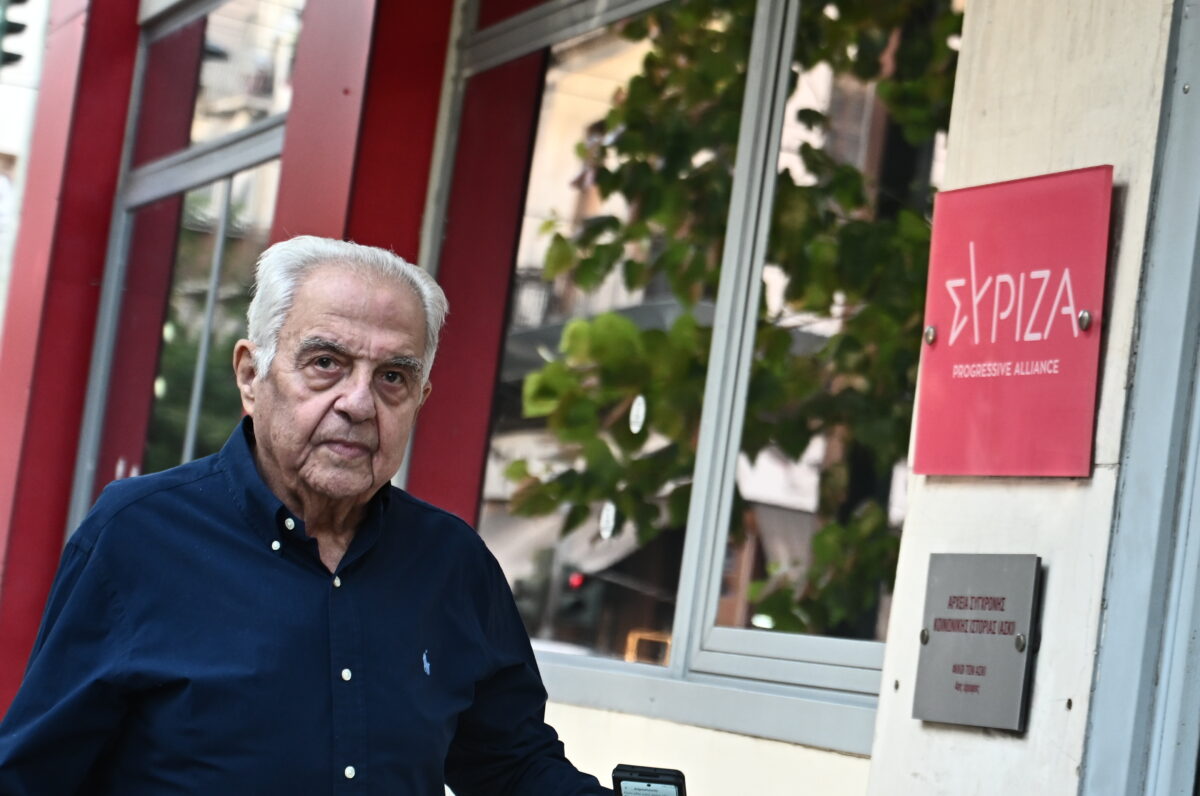 Πέθανε σε ηλικία 87 ετών ο Αλέκος Φλαμπουράρης